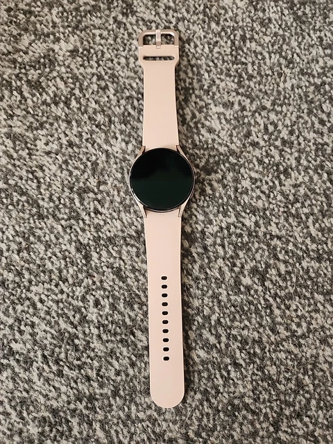 SAMSUNG GALAXY WATCH 4 40mm Bluetooth Smart Watch, Pink Gold £44.99 ...