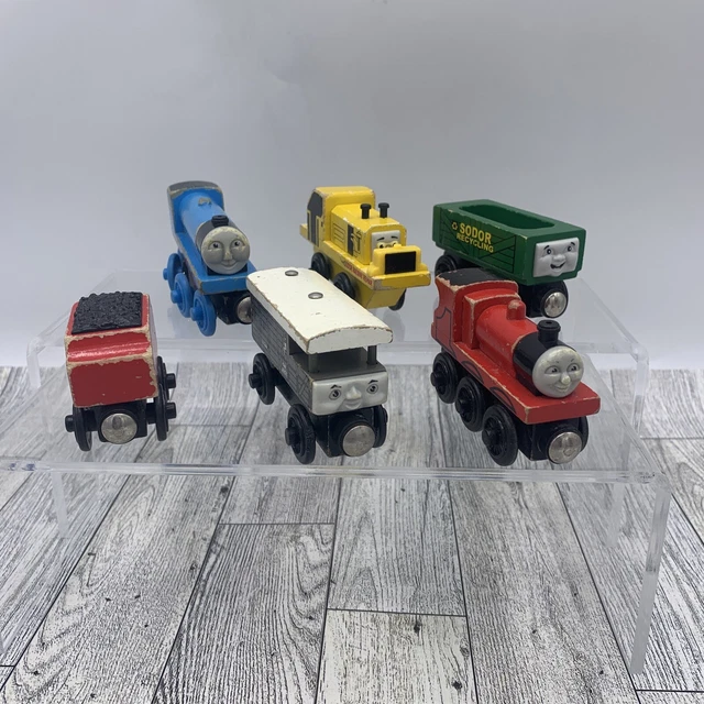 THOMAS & FRIENDS Train Car Lot Gordon James Recycling Car Sodor Railway ...