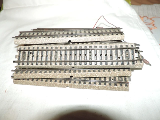 MÄRKLIN 10 X gerade Gleise M-Gleis HO -4- EUR 3,50 - PicClick DE