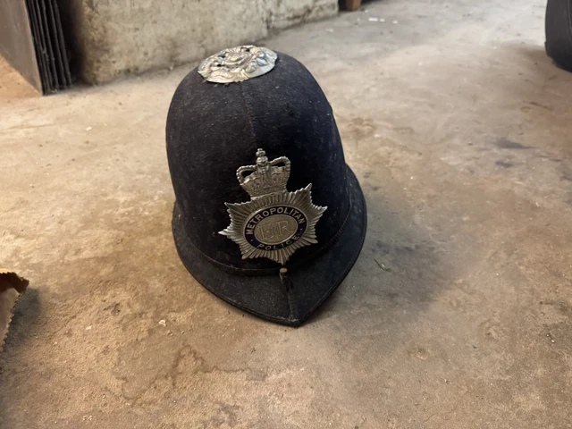 ORIGINAL METROPOLITAN POLICE Helmet With Evidence Bag £2.21 - PicClick UK