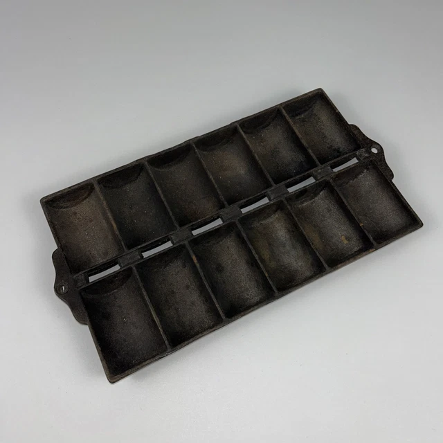 ANTIQUE/VINTAGE CAST IRON French 12 Well Bread Roll Pan Dozen AS IS ...