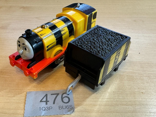 MOTORISED TRACKMASTER REVOLUTION Thomas & Friends Tank Engine Bumblebee ...