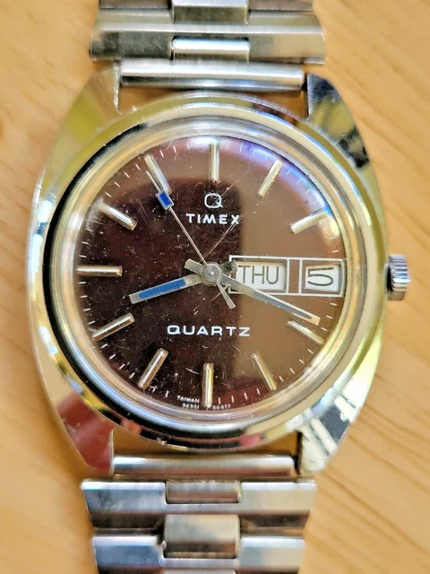VINTAGE TIMEX Q Quartz Gents Calendar Watch £18.00 - PicClick UK