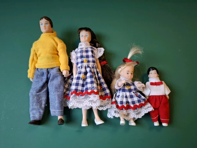 VINTAGE HORSMAN DOLLHOUSE Doll Family With Movement And Bendable £37.08 ...
