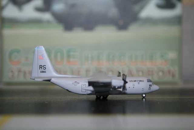DRAGON WINGS 1:400 USAF Lockheed C-130 Hercules 63865 (55721) Model ...