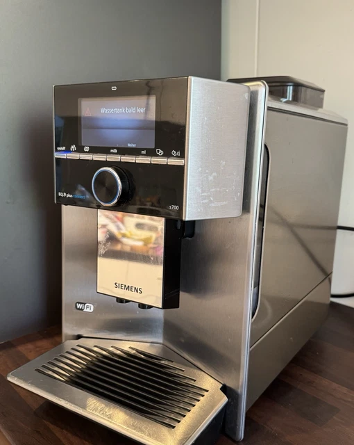 SIEMENS EQ.9 PLUS connect s700 Kaffeevollautomat Defekt Kaffeemaschine ...