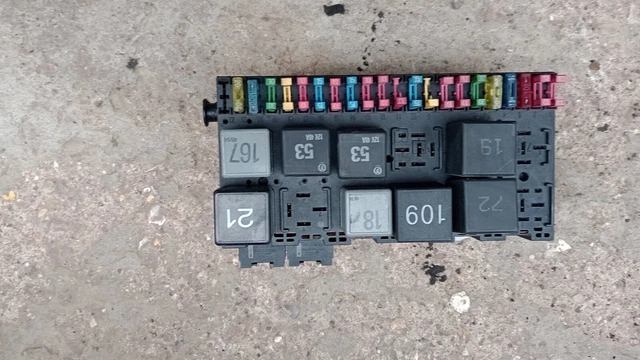 VW CORRADO VR6 Fuse Board Complete With Fuses And Relays 357937039 ...