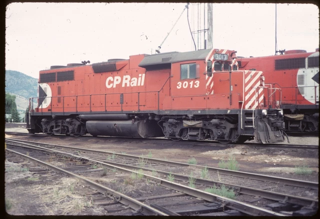 BH.BI02.CP1325 ORIGINAL COLOUR Slide CP Rail GP38AC #3013 at Penticton, BC 1978 $10.50 - PicClick CA