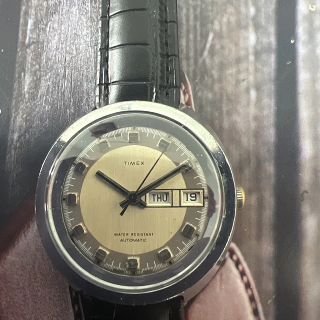VINTAGE TIMEX AUTOMATIC Men Wristwatch Made In Great Britain 1973 £39. ...