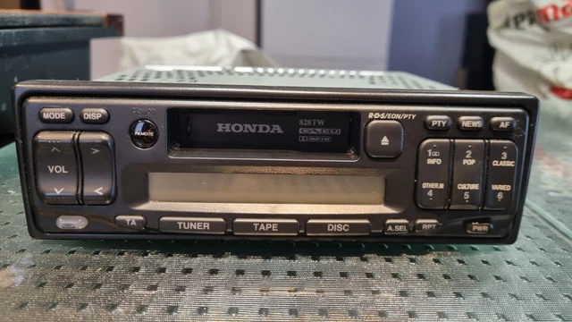 HONDA ORIGINAL CAR Radio Cassette Player - Honda Accord coupé EUR 90,00 ...