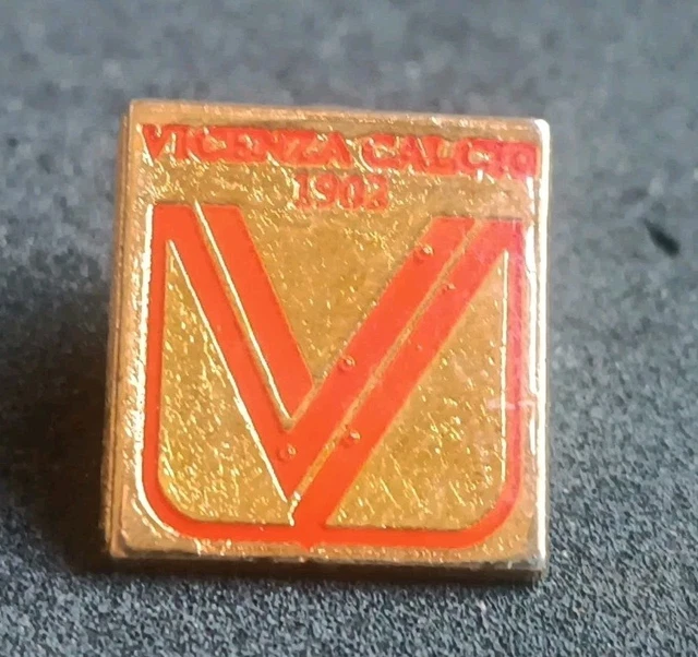 SPILLA PINS DISTINTIVO Stemma Simbolo Badge Logo Crest Club Vicenza ...