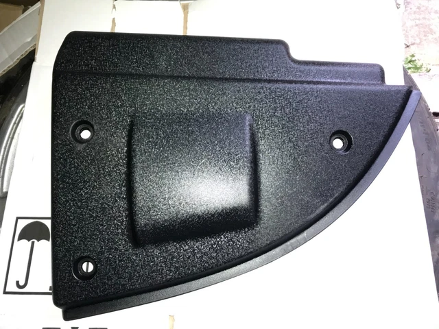 GENUINE AUDI TT Mk1 BATTERY Cover Trim PLASTIC Engine Bay 8n0103927b 8N ...