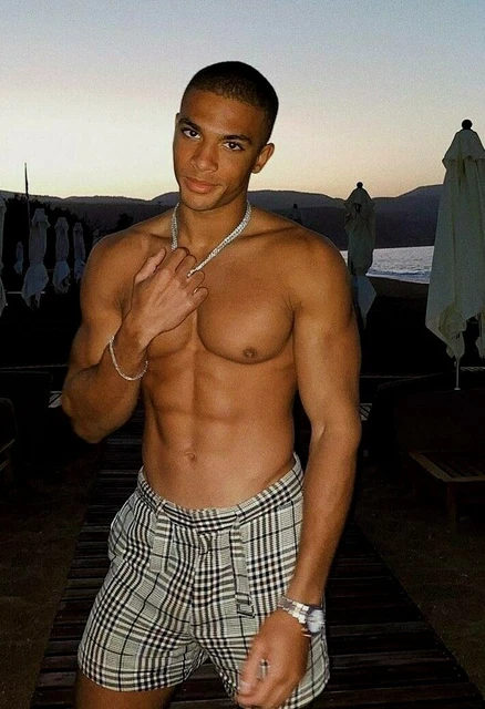 Shirtless Male Beefcake African American Black Muscular Hunk Guy Photo