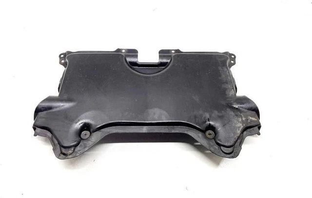 MERCEDES-BENZ C W204 A2045200823 Couverture Moteur 2.20 Diesel 125kw ...