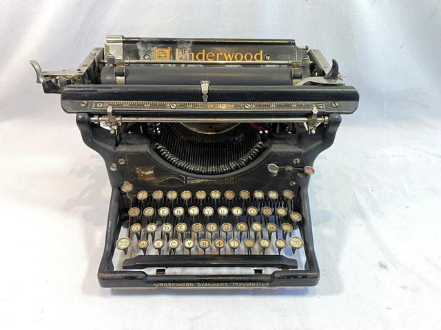VINTAGE UNDERWOOD MODEL 12 Typewriter from 1920 in Excellent Condition ...