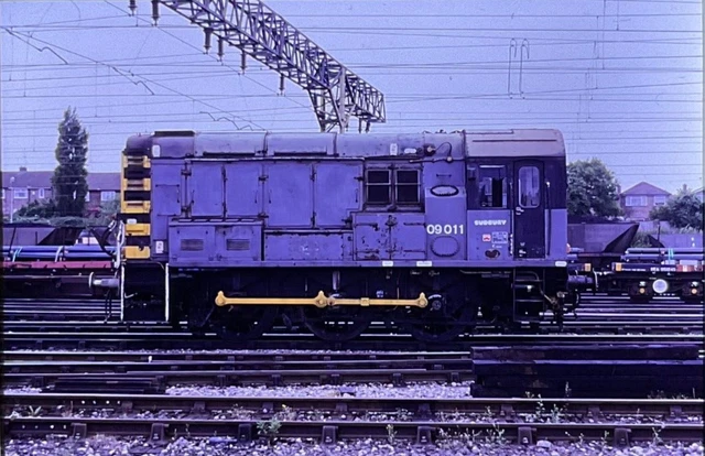 CLASS 09 Train 35mm Colour Slide- 09011 - See note- £2.69 - PicClick UK