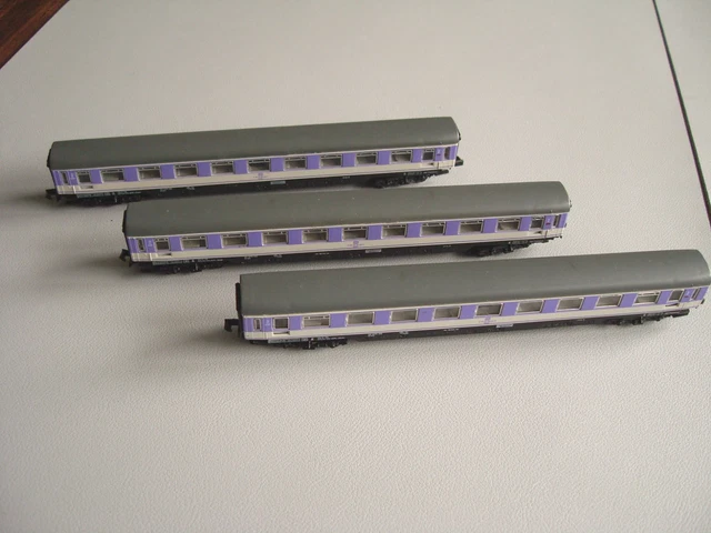 ARNOLD N GAUGE DB 3216 2nd Class couchette Bcum Violet/Grey Coaches x 3 ...