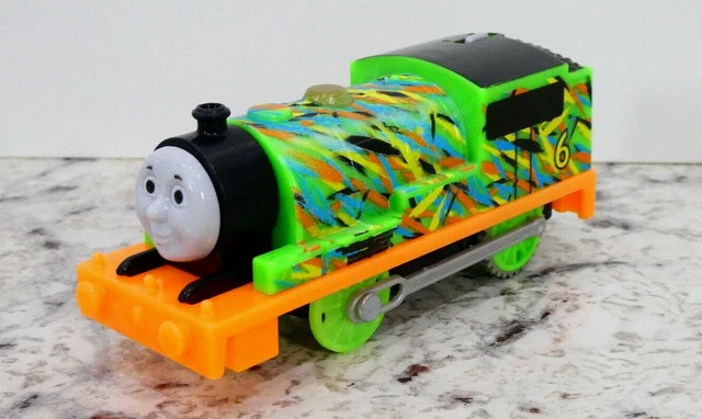 THOMAS & FRIENDS Trackmaster Hyper Glow Percy Engine 2017 Revolution ...