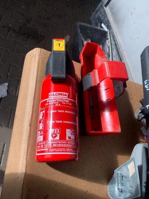 MERCEDES-BENZ FIRE EXTINGUISHER Retrofitting with Mount C-Class W203 ...
