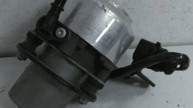 VACUUM PUMP BRAKE BOOSTER Volkswagen T-Roc 2021 5Q0612181D/5Q0612181 ...