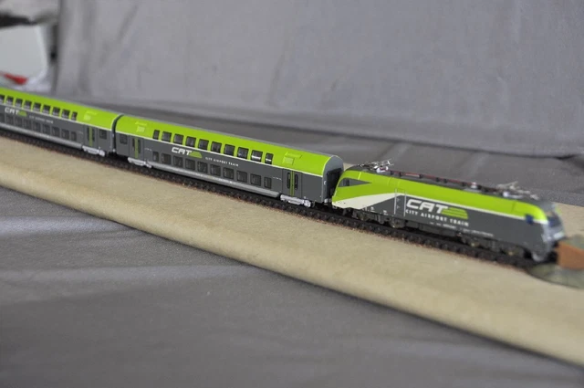 MINITRIX 11622 CITY Airport Train "CAT" Top Zustand OVP EUR 133,32 ...