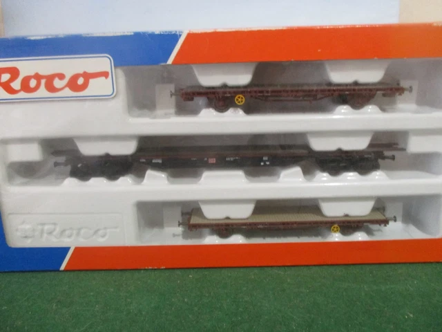 ROCO 1:87 HO 3 Piece Flat Wagon Set Db Engineers. Cat No.44125. £45.00 ...