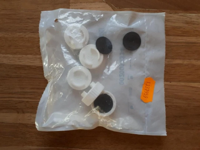 NEW GENUINE GLOW Worm 0020031334 Flue Test Point Cap Sealed in Bag (5 ...