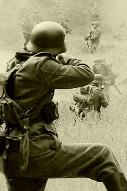 GERMAN SOLDIER IN field WW2 Photo Glossy 4*6 in Q014 £6.64 - PicClick UK