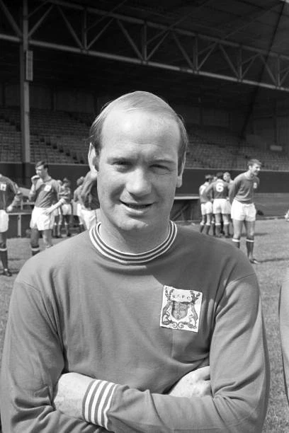 SOCCER - NOTTINGHAM Forest - Terry Hennessey 1960s Old Photo EUR 6,77 ...