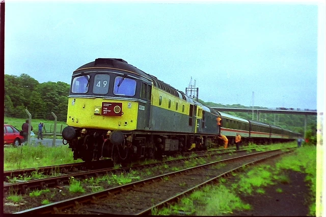 35MM RAILWAY COLOUR Negative Class 33 030 and 33 116 at Whitby £2.54 ...