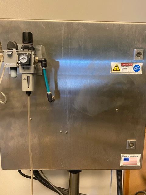 4-HEAD INLINE OVERFLOW Bottle Filler with Conveyor (Fully refurb'd 2021 ...