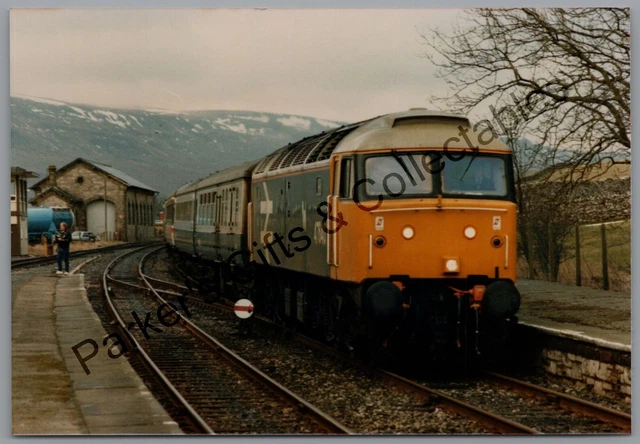 RAILWAY PHOTOGRAPH OF Diesel Electric Locomotive 47640 Kirby Stephen ...