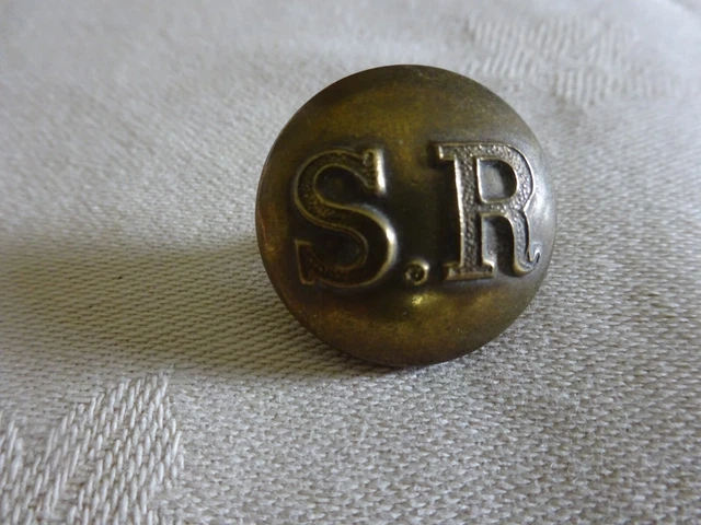 VINTAGE SOUTHERN RAILWAYS Uniform Brass Button Railwayana £2.95 ...