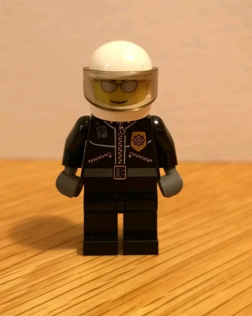 LEGO CITY THEME - Police Man Officer Minifigure Figure From 7279 7288 ...