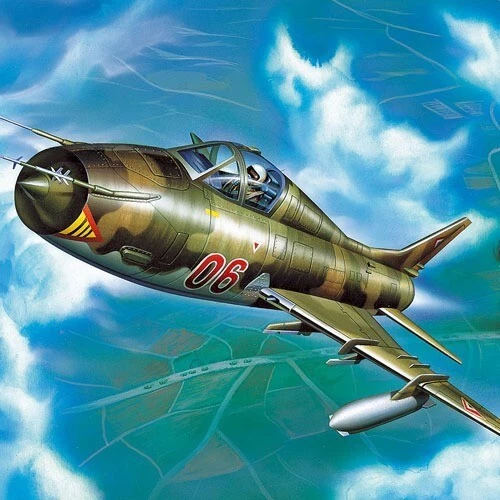 SUKHOI SU-22 'FITTER' Soviet Aircraft Model Kit By Academy Scale 1:144 ...