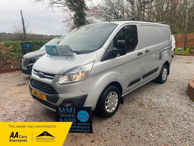 FORD TRANSIT CUSTOM 2.2 TDCi 270 Trend Panel Van 5dr Diesel Manual L1 ...