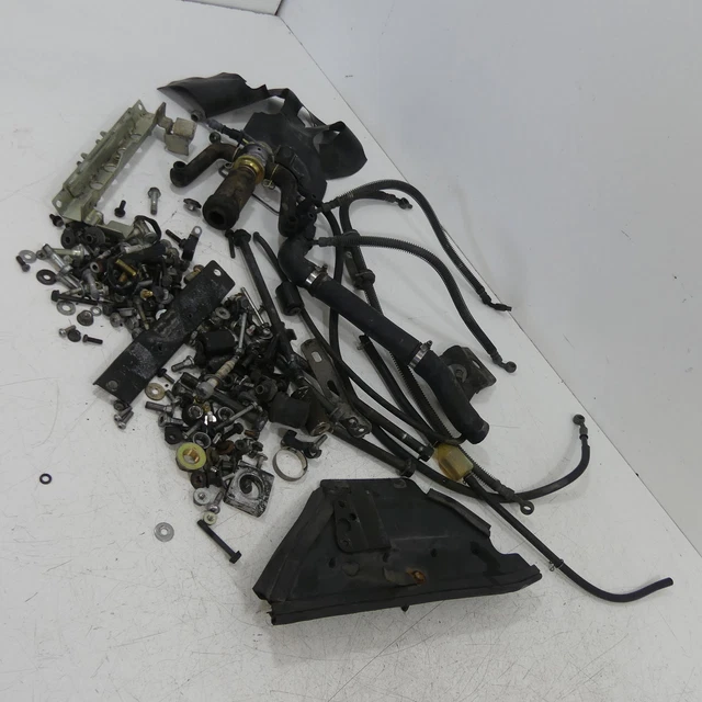 KAWASAKI ZX-7 NINJA Ez: 95 Viti & Parti Piccole A5783 EUR 41,98 ...