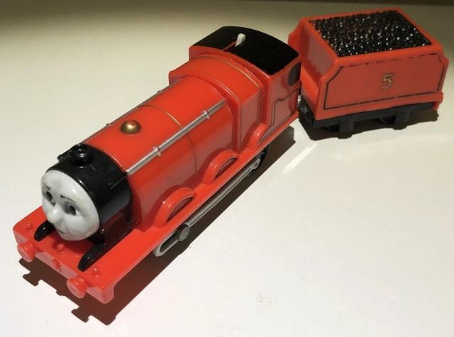 THOMAS THE TRAIN & Friends Motorized Red JAMES Engine #5 Tender Car ...