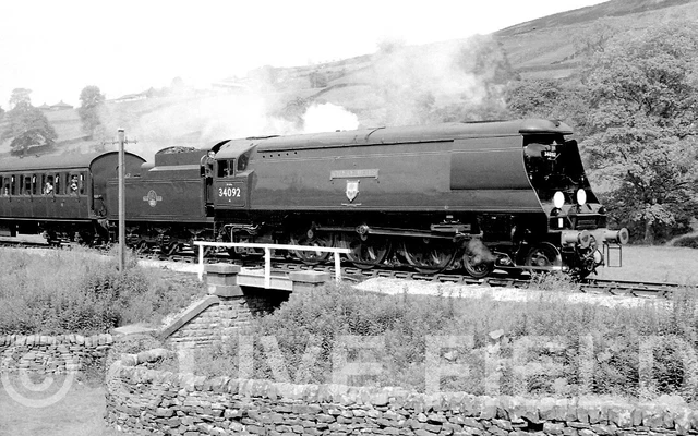 RAILWAY B/W Negative 35mm SR 34092 'City of Wells no date or location ...