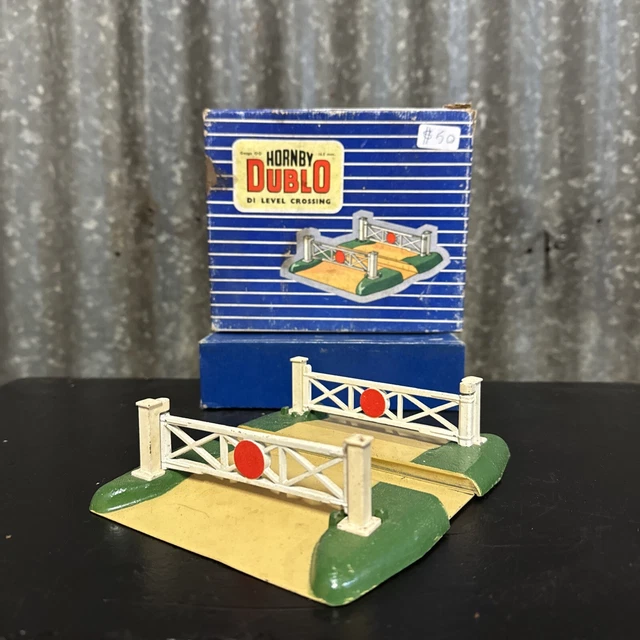 VINTAGE HORNBY DUBLO 1960’s Level Crossing Model Railway in Box £21.09 ...