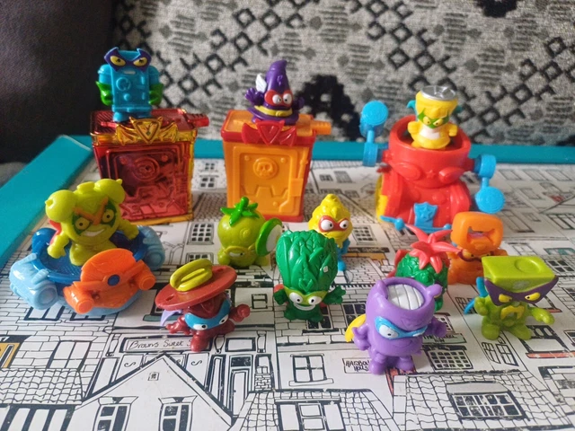 SUPER THINGS - Superheroes. Figures, Vehicles, Hideouts £5.95 - PicClick UK