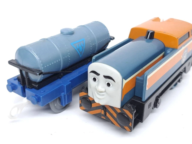 THOMAS & FRIENDS Trackmaster DEN & Water Tanker 2010 Mattel EUR 50,85 ...
