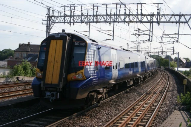 PHOTO CLASS 380 4-Car Emu No 380 109 Departing Paisley (Gilmour St) On ...
