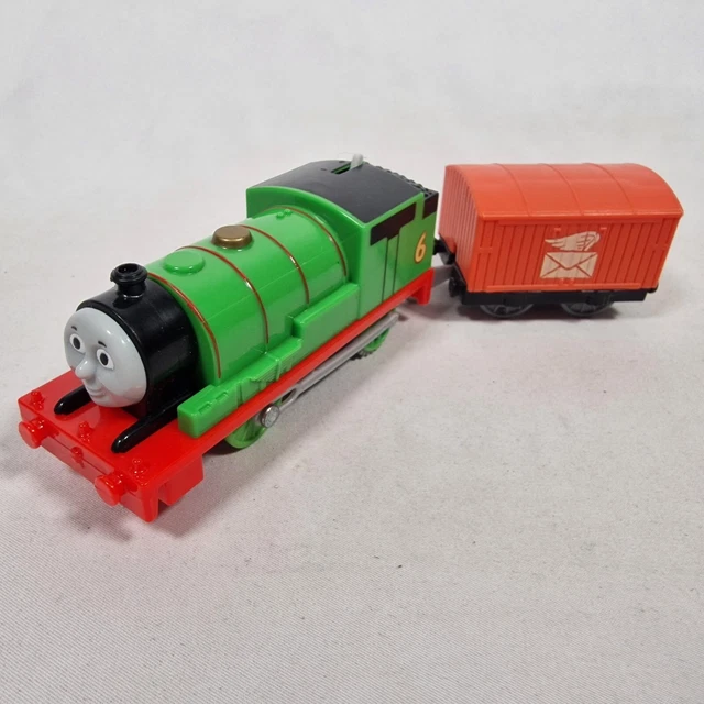 THOMAS & FRIENDS MATTEL Trackmaster Percy 2013 motorised Thomas The ...