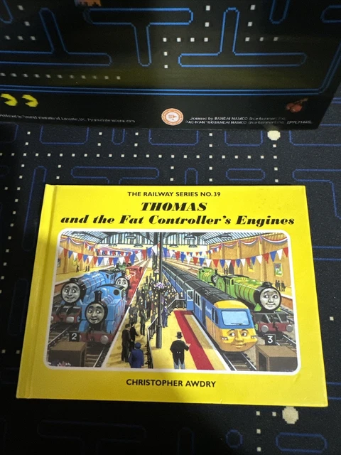 THOMAS AND THE FAT CONTROLLER'S ENGINES - Awdry, Christopher. Illus. by ...