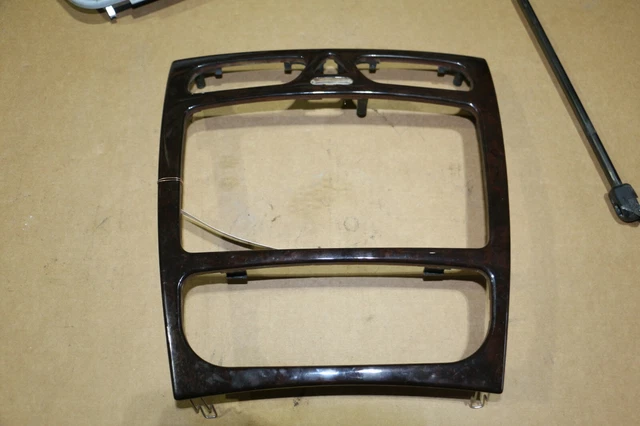 ORIGINAL MERCEDES SPRINTER W903 CADRE PANNEAU CONSOLE CENTRALE RADIO ...