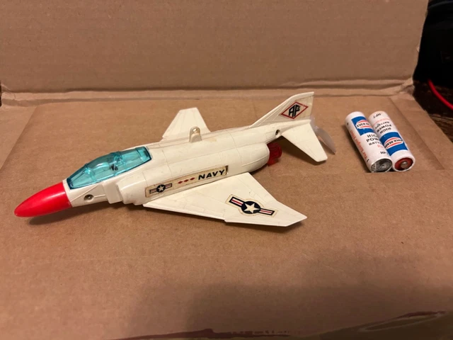 REAR WORKING CLASSIC TOY JET AIRCRAFT PHANTOM F4 battery operated 1960s ...