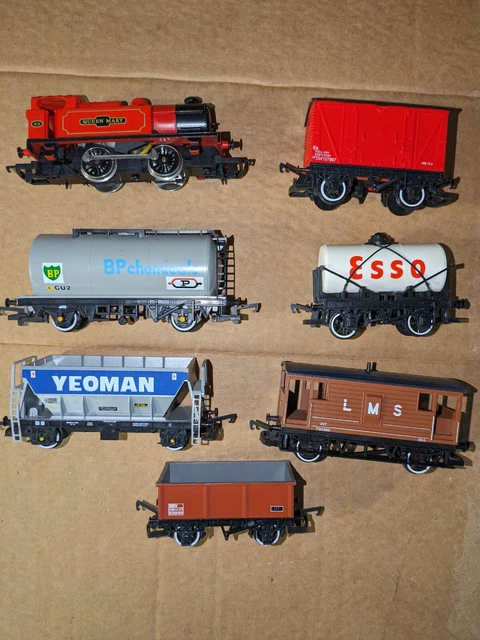 QUEEN MARY TRAIN And Freight Stock And Selection Of Track £30.00 ...