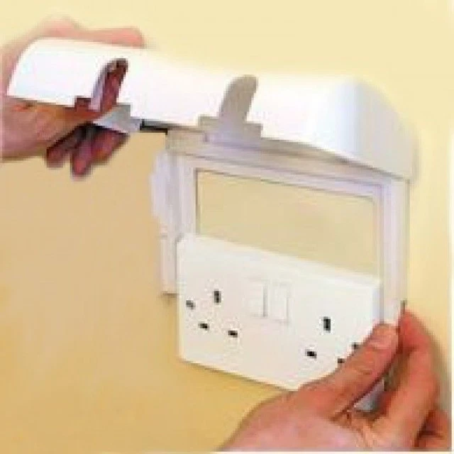 CLIPPASAFE DOUBLE SOCKET Protector Electric Plug Cover Baby Child ...