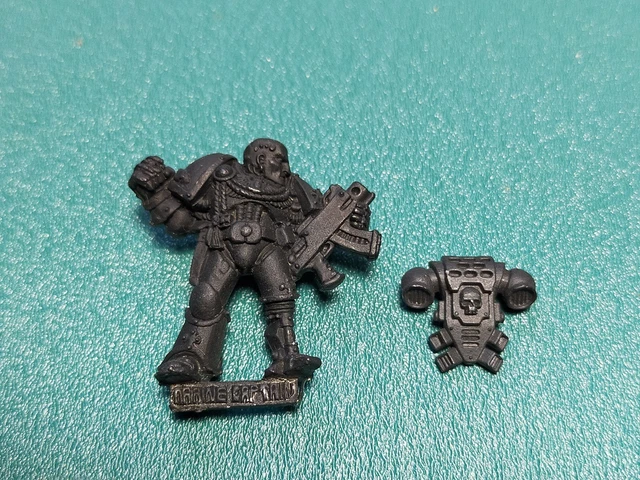 WARHAMMER 40K OLDHAMMER 2nd Ed Space Marines Veteran Captain Bionic Leg ...